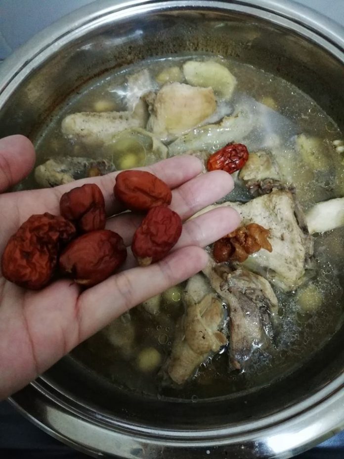 Garam Celtic, Letak Secubit Dalam Air Suam, Minum Waktu Sahur, Elak ...
