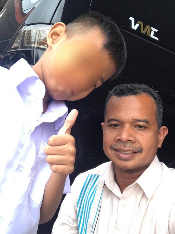 Nasi Ayam Paling Simple, Tapi Rasanya Memang Terlajak Sedap! - KELUARGA