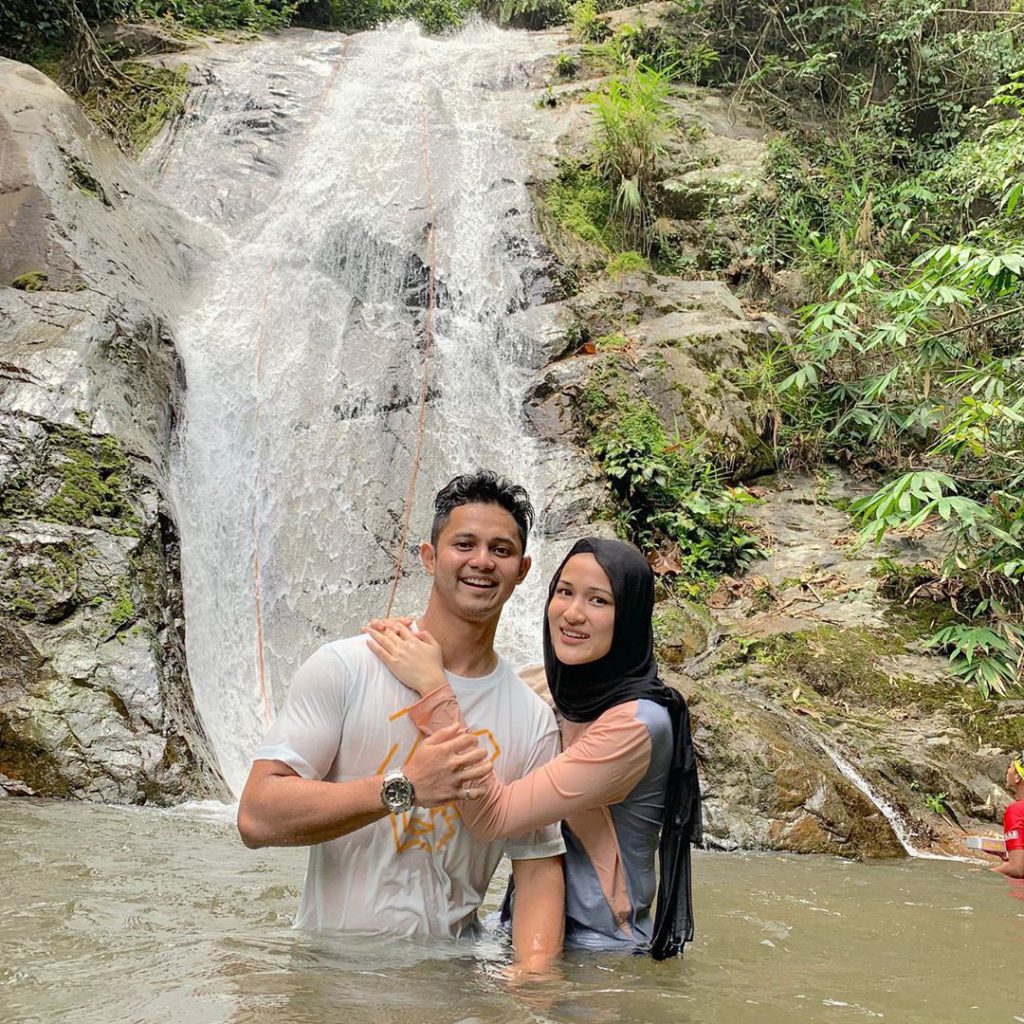 “Macam Kena Friendzone Je Dulu, Sekarang Anak Dah Dua.” Hanis Zalikha ...