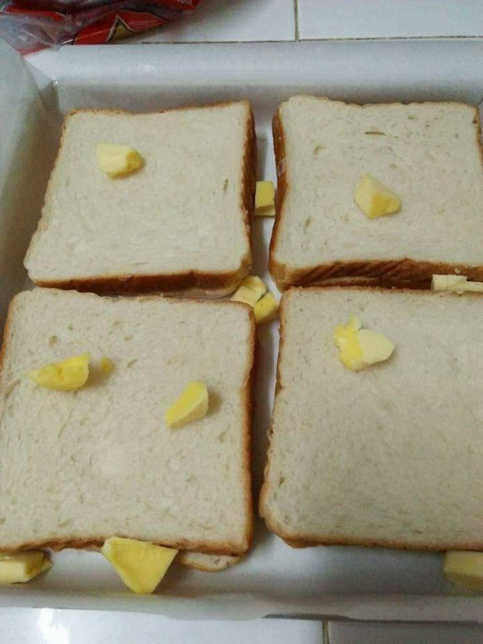 Roti Heaven Ala Pizza Terlajak Mudah, Ringkas Je Cara Buat. Makan Panas ...
