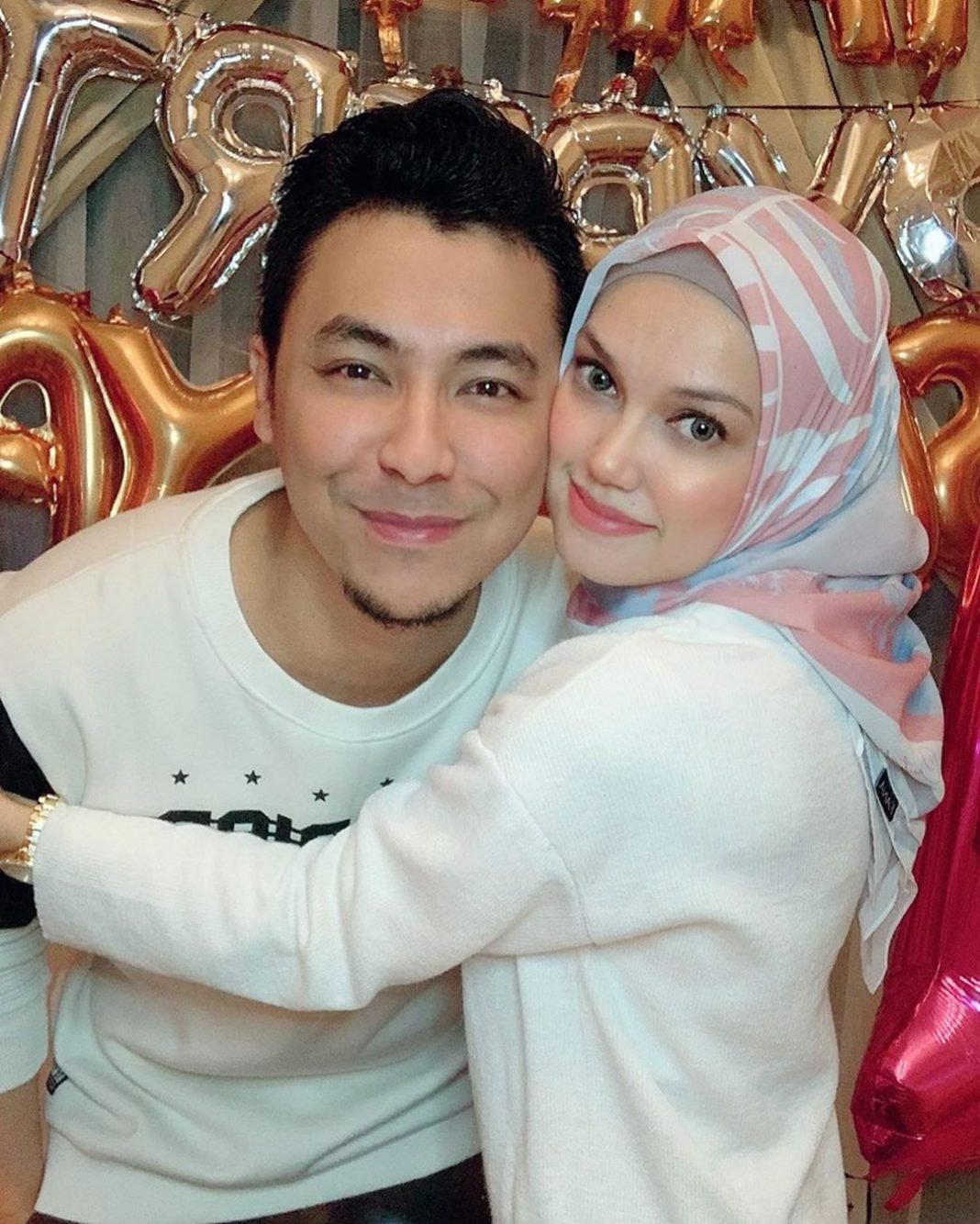 "Dengan U Lama-Lama Pun Takpe. Mengadaplah Each Other 24/7.” Puteri ...