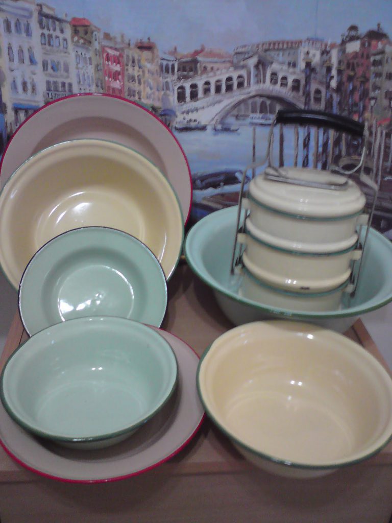 Memang Cantik Pinggan Mangkuk Ayan. Tapi Awas, Salah Pilih Boleh Akibat ...