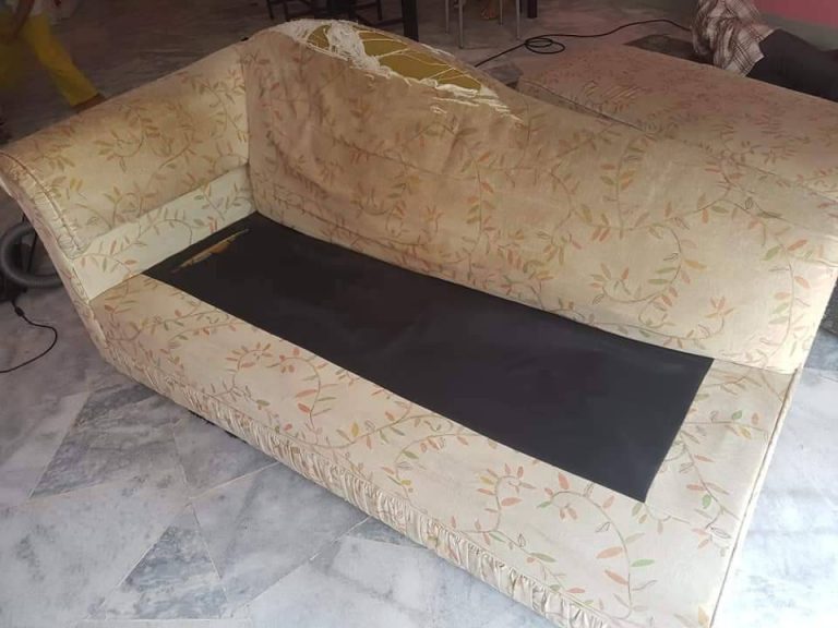 Tukar Sofa Lama Jadi Baru, Buatkan Sarungnya Dengan Cara Begini. Mudah ...
