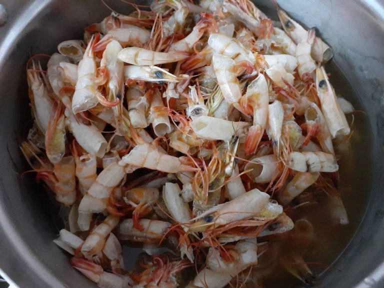 Kepala & Kulit Udang Jangan Dibuang, Jadikan Stok Rebusan. Buat ...