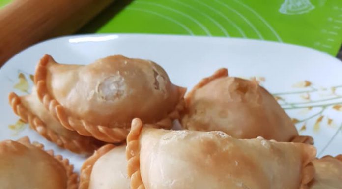 Resipi Karipap Daging Yang Kulitnya Lebih Rangup & Inti Sedap. Wanita ...