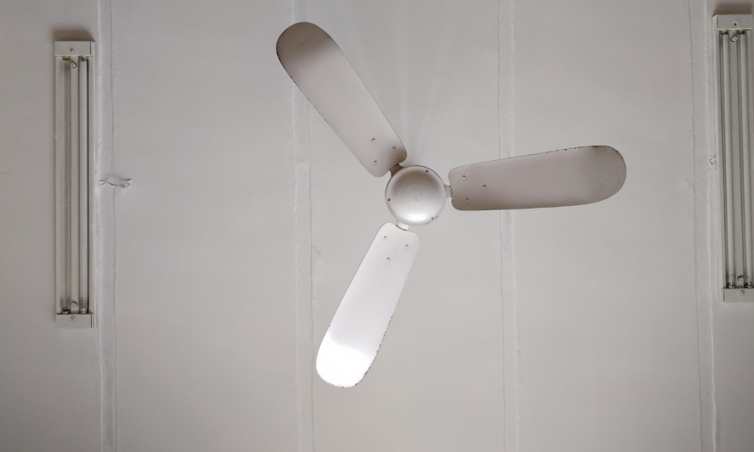 Kipas Siling Tak Terasa Angin, Buatkan DIY Mudah Ni. Barulah Laju ...