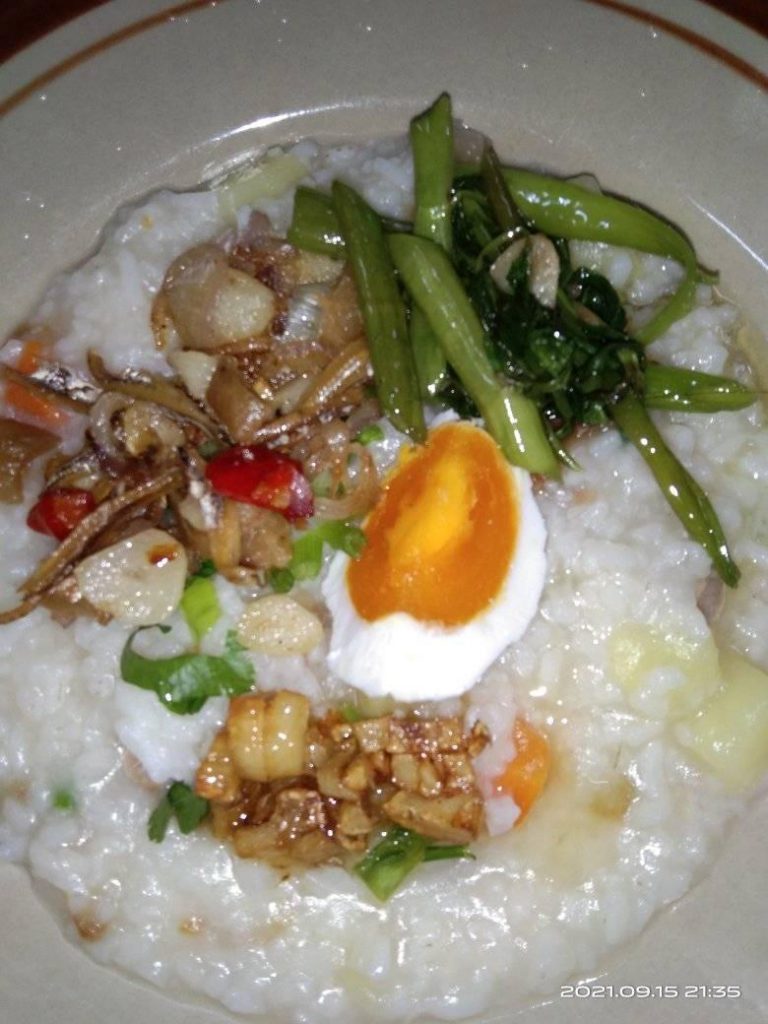Masak Bubur Nasi Paling Sedap Secara Homemade. Begini Wanita Ni ...