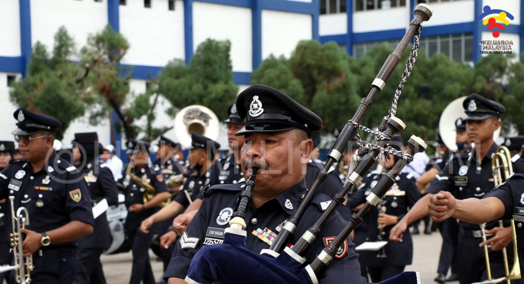 Bahang Hari Kebangsaan Ke 65 Kian Terasa, Koleksi Foto PDRM Bikin ...