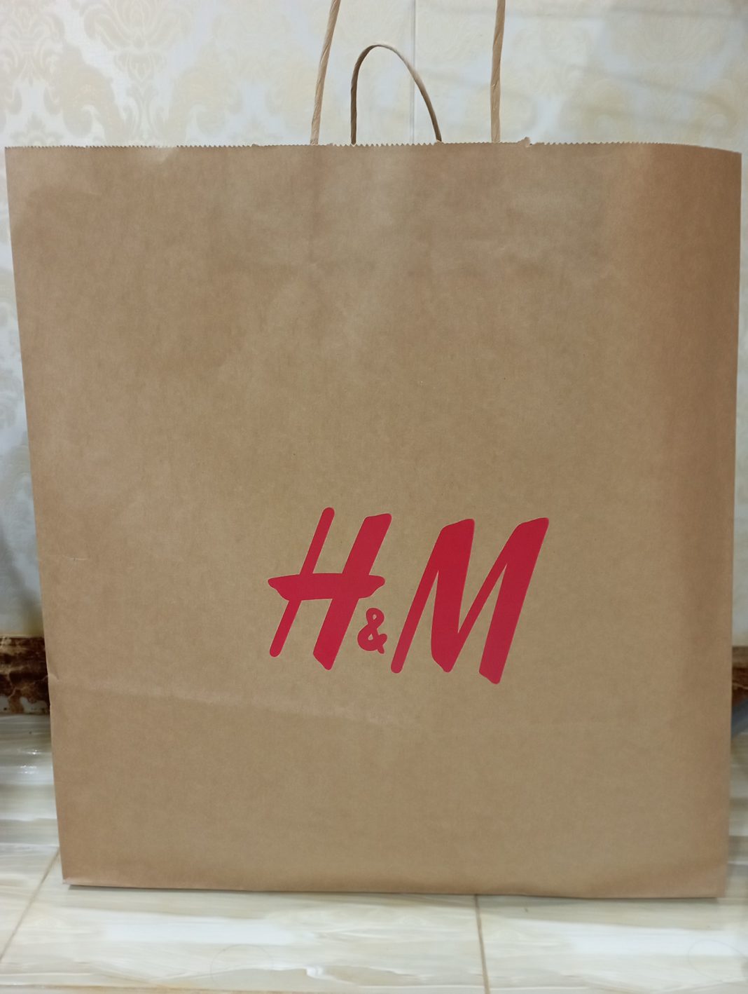 ‘Recycle’ Baju Lama Di H&M, Ibu Ini Dapat Voucher, Rupanya Ramai Tak Tahu!