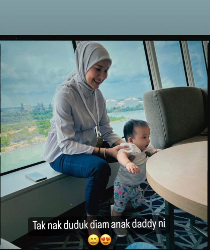 Intan Ladyana Tampil Berhijab Bercuti Atas Kapal Persiaran Mewah, Wargamaya Titip Doa