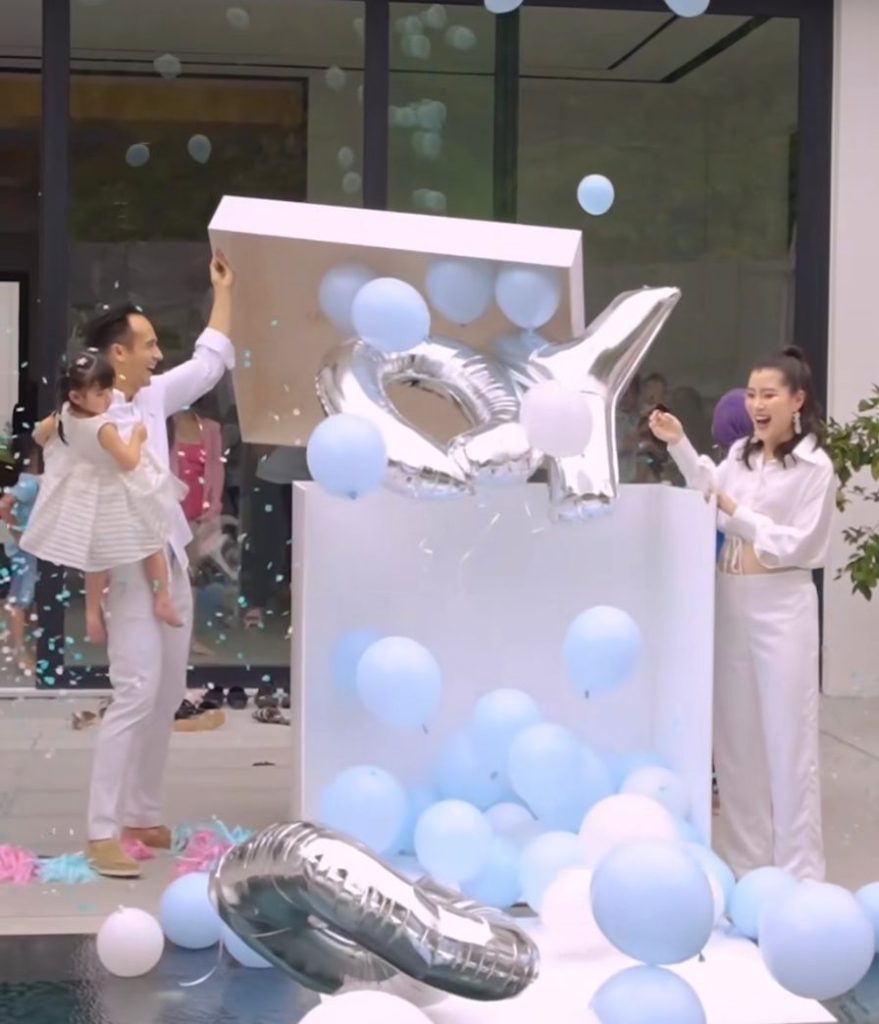 "Syukur Sepasang Dah." Majlis Umum Jatina Anak Jutawan Chryseis Tan ...