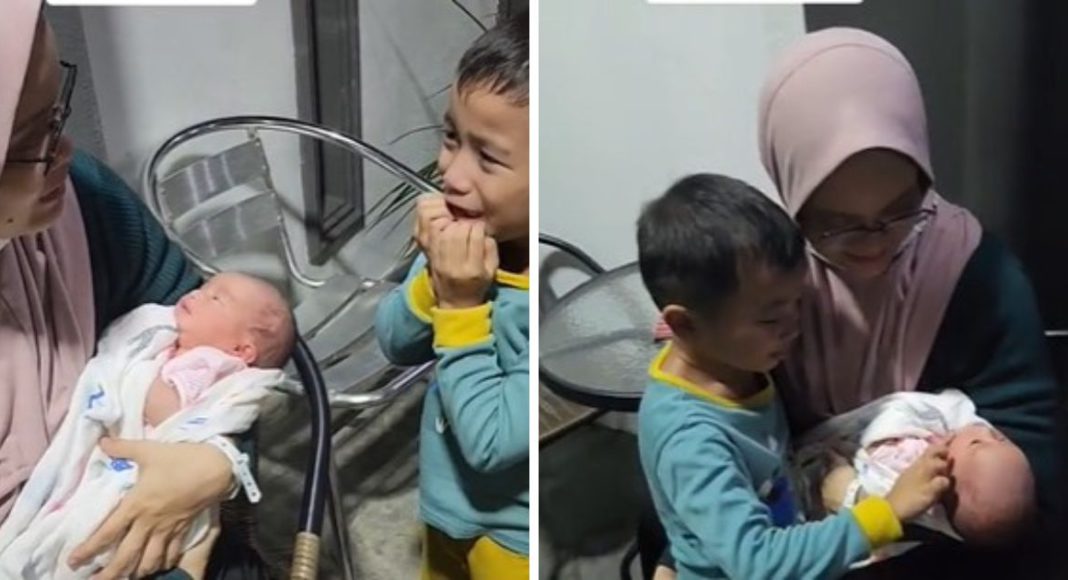 4 Tahun Baru Dapat Adik, Tangisan Kanak-Kanak Ini Undang Sebak