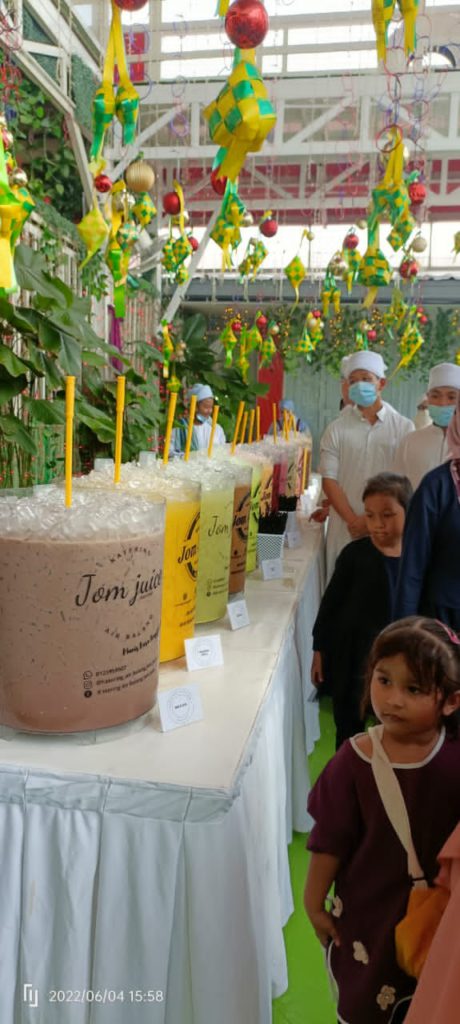 Dari Bazar Ramadan Kini Katering, Bisnes Air Balang Sukses, Wanita Ini ...